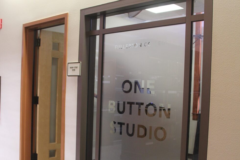 Borrowing | Fullerton College Library